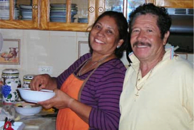 CONOCENOS - Casas Irma y Angel